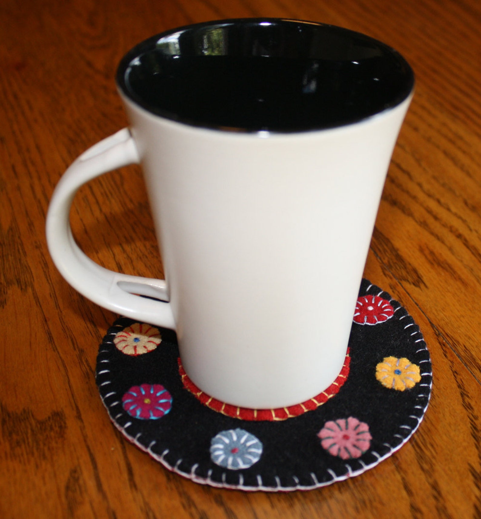 Wool Kit Small ROUND Mug Rug Wool Appliqué Mug Rug Kit | Etsy