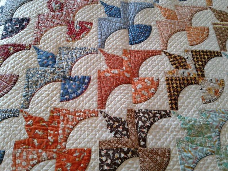 Pattern, Flying Doves, Drunkards Path Birds, Bed Quilt, Breast Cancer Quilt - Etsy