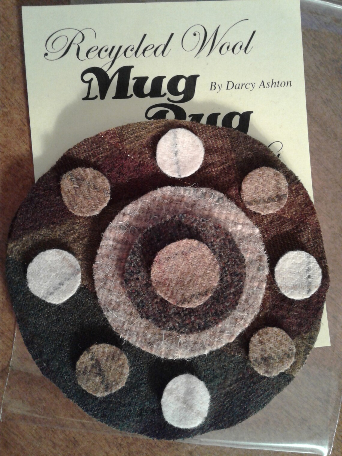 Wool Kit Small ROUND Mug Rug Wool Appliqué Mug Rug Kit | Etsy