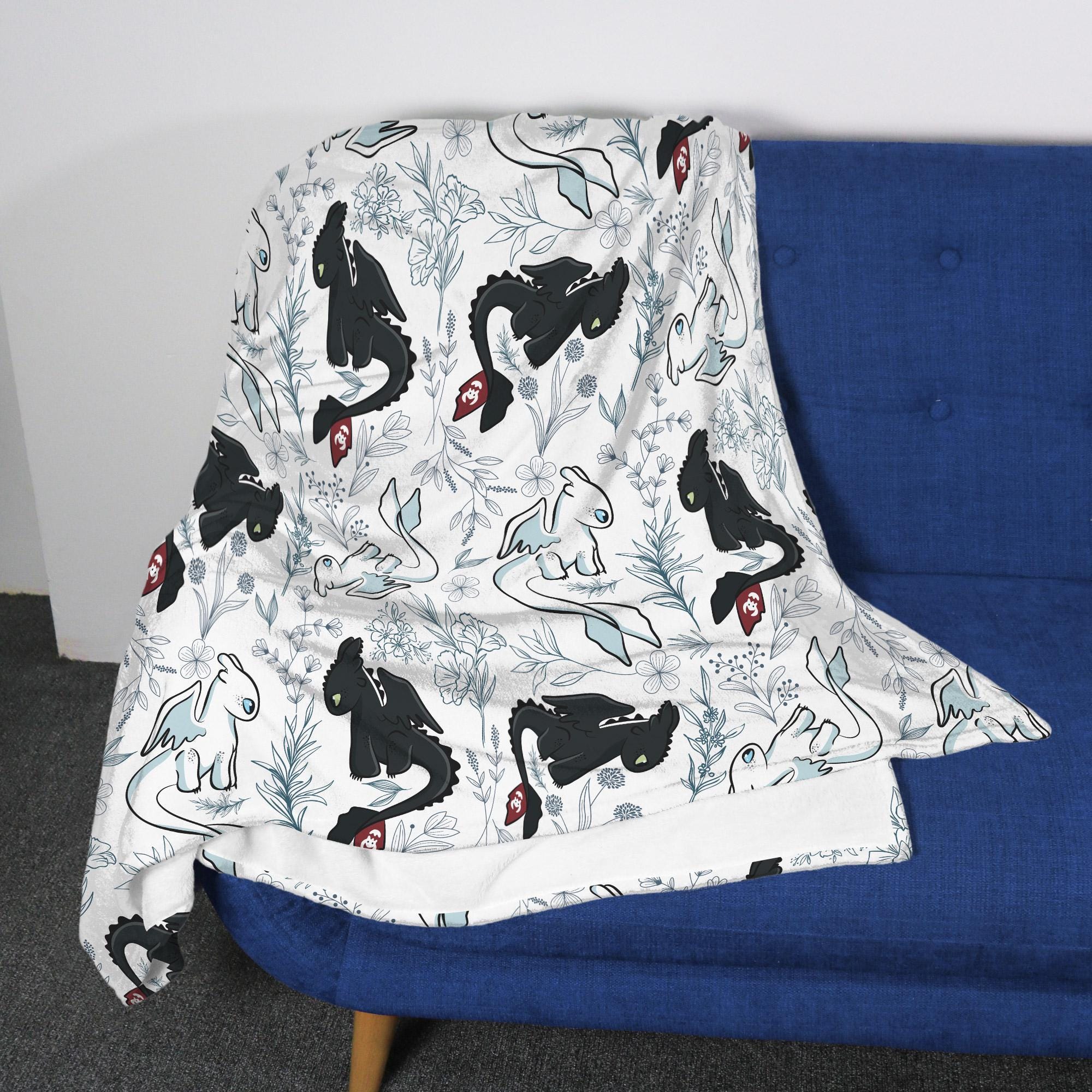 Toothless Fleece Blanket – Light Fury Blanket – Elegant Dragon Fleece ...