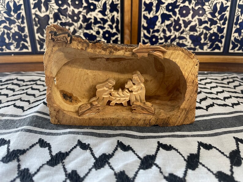 Olive Tree Hand Carved Wood Nativity Set Faceless Simple Nativity Set ...