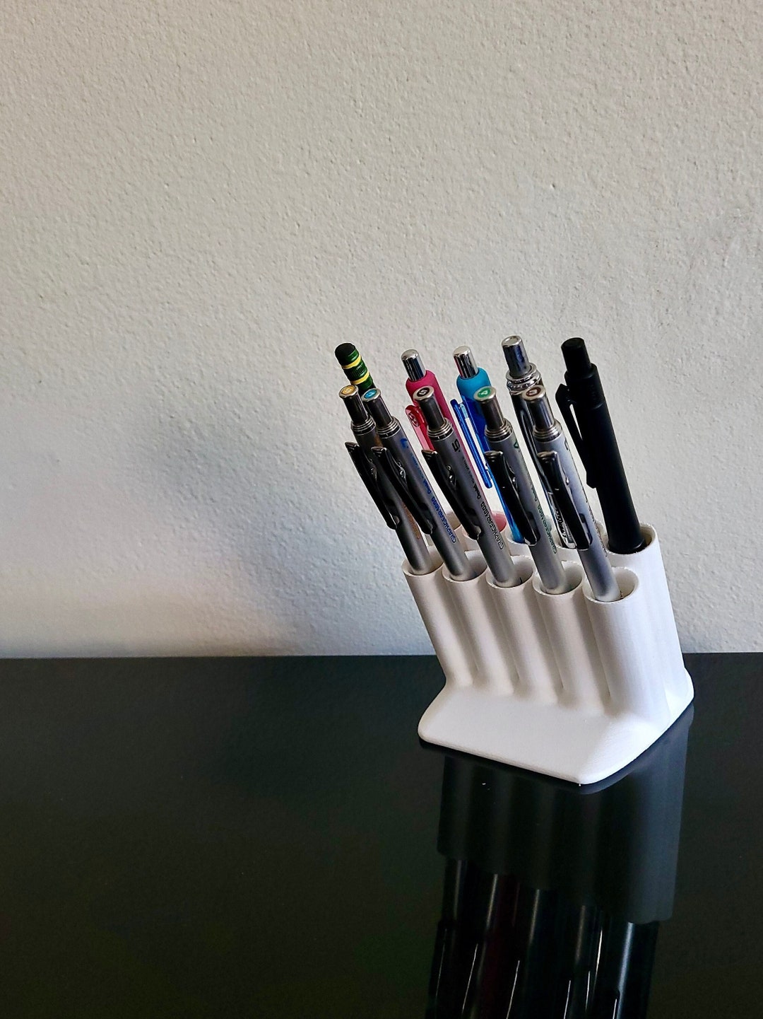 Angled Fluid Pen Pencil Paintbrush Marker Stand Large Originally ...