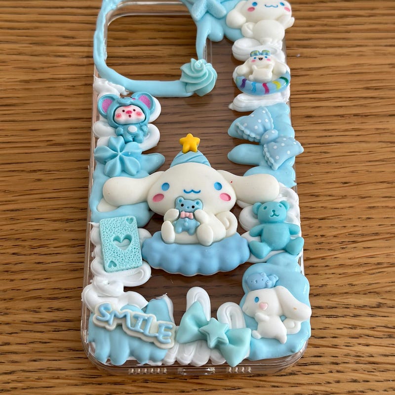 Cinnamon Roll Phone Case - Etsy