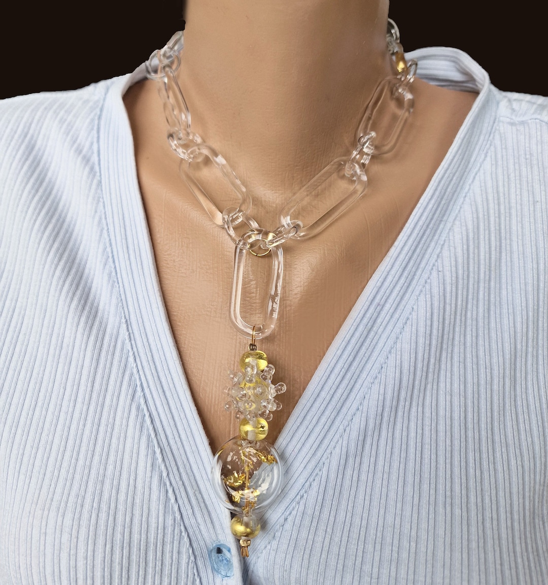 Modern Elegance: Clear Glass Chain Links Necklace With Pendant ...