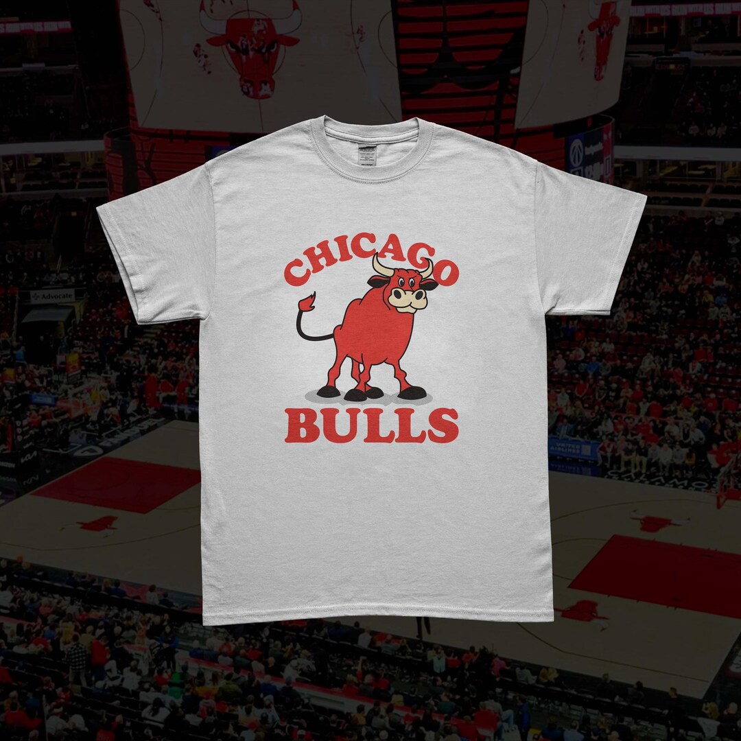 Retro Vintage Chicago Bulls Logo T-shirt - Etsy