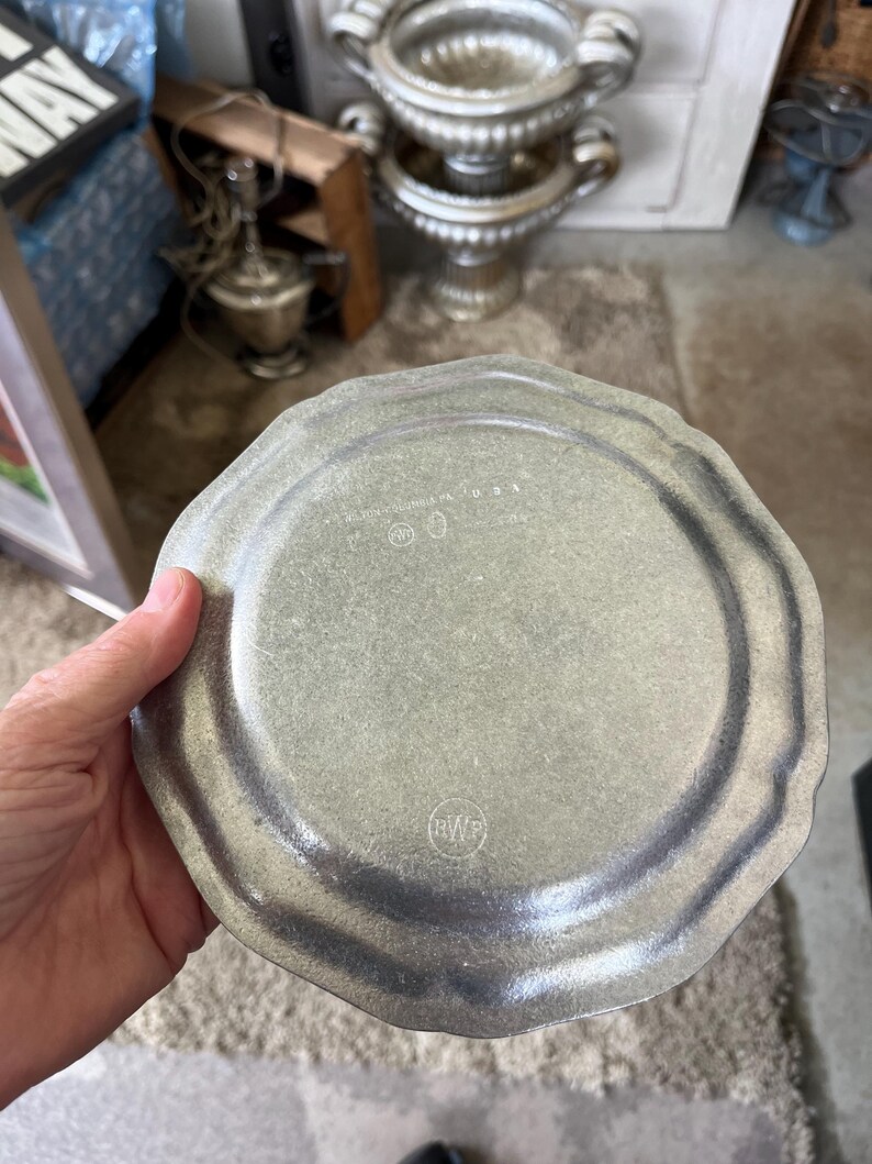 Vintage Wilton Armetale RWP Pewter Dinner Plate Queen Anne Plate 7 ...