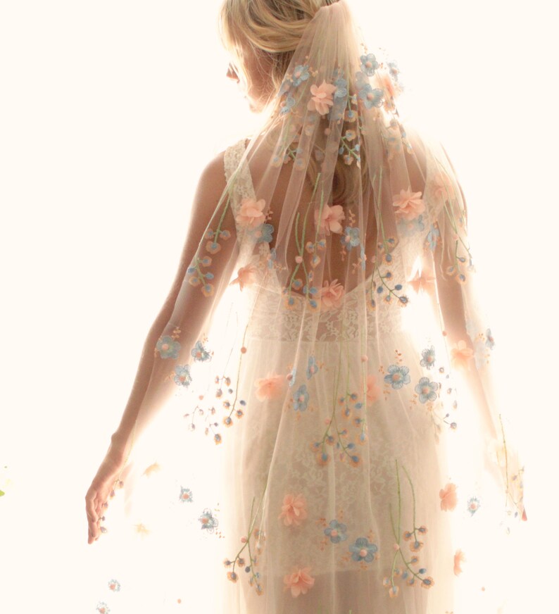 Flower Pop Veil Unique Pink Flower Veil Embroidered Flower - Etsy