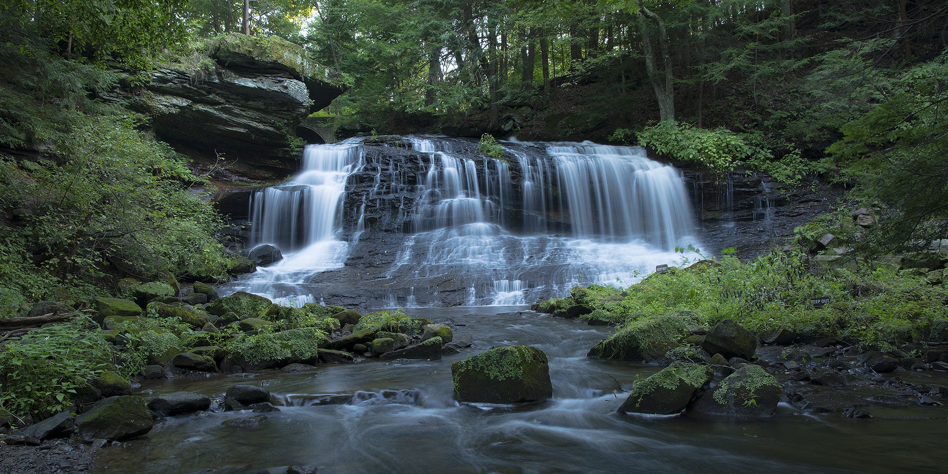 Waterfalling — springfield Falls in the Amish Countryside of Mercer ...