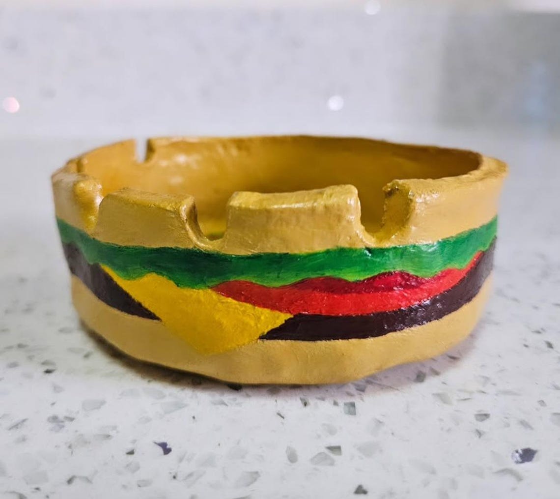 Handmade Ashtray Inspired by Spongebob - Etsy