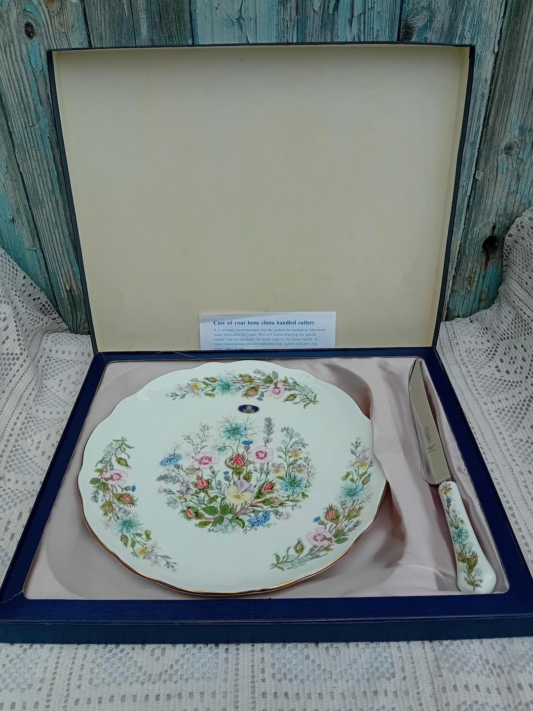 Aynsley "wild Tudor" Cheese/cake Plate and Knife Set New Original Box ...