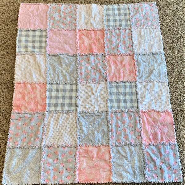 Pink Grey Rag Quilt - Etsy