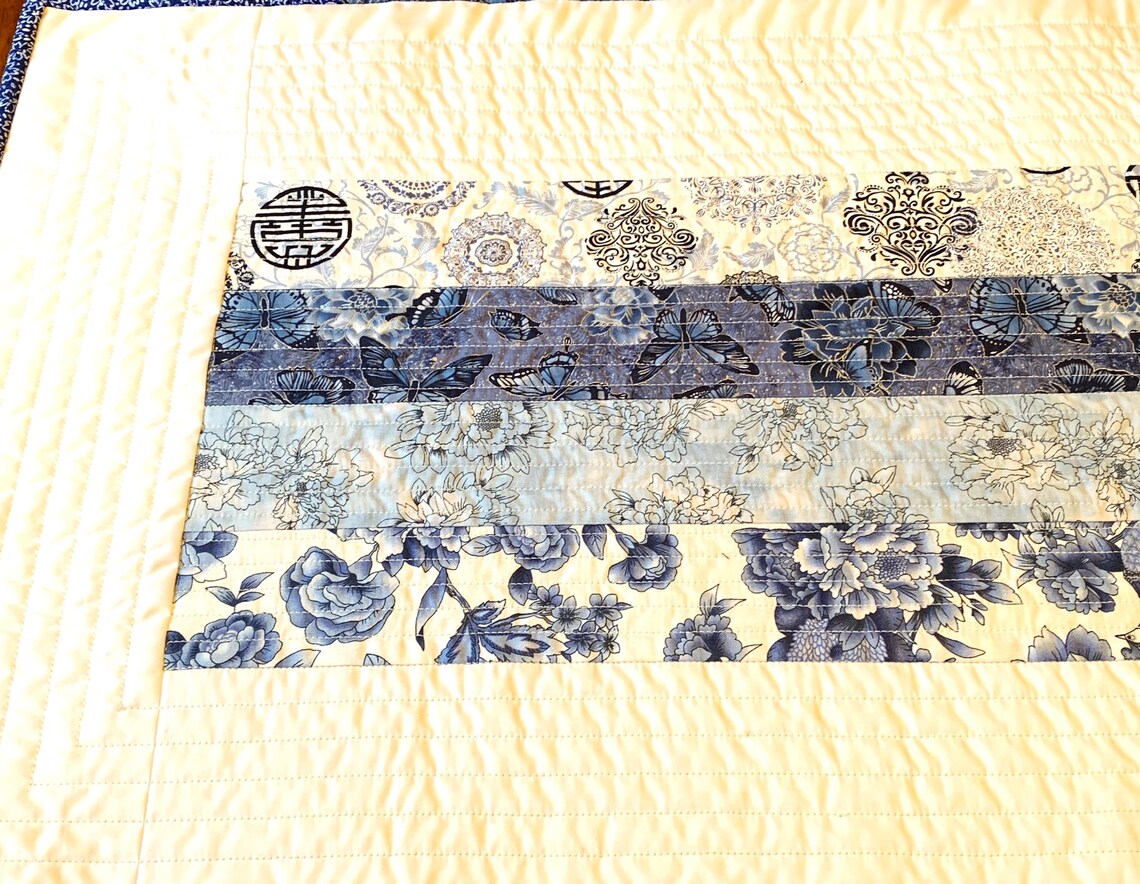 Table Topper Quilted Blue and White - Etsy