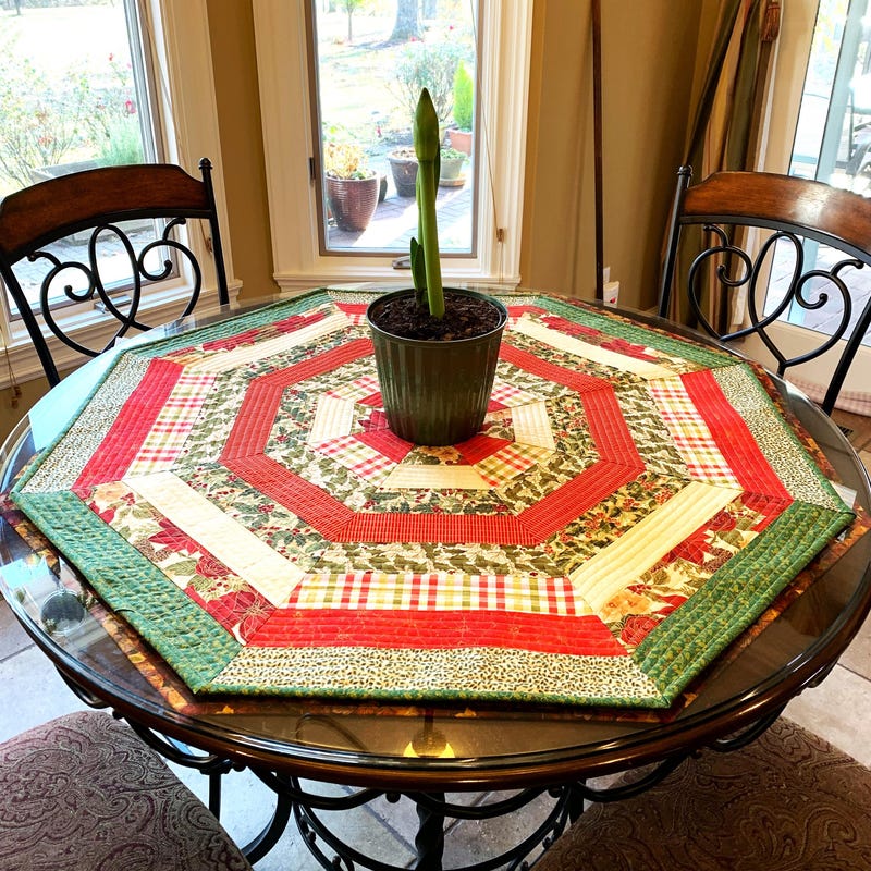Octagon Table Topper - Etsy