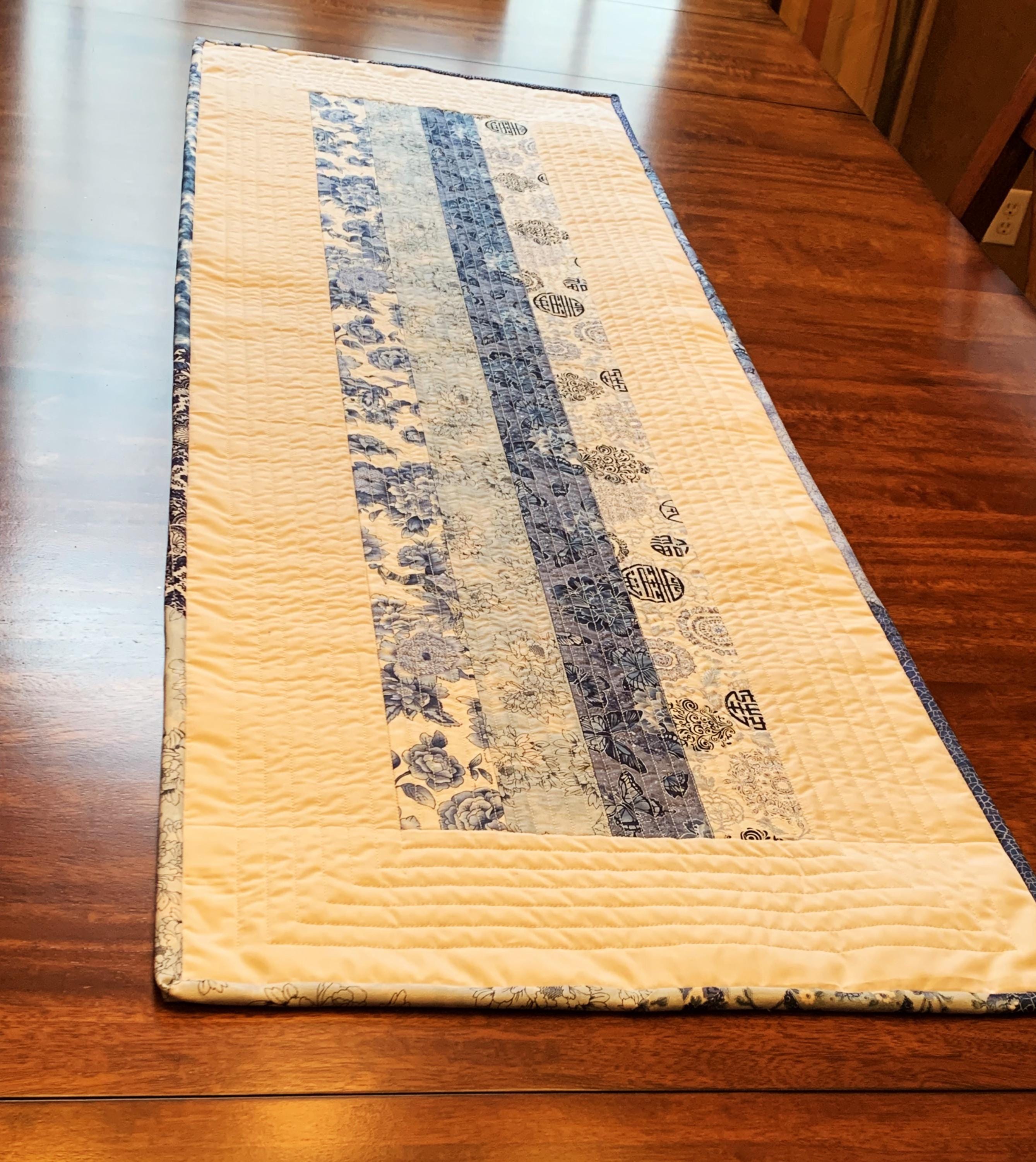 Table Topper Quilted Blue and White - Etsy