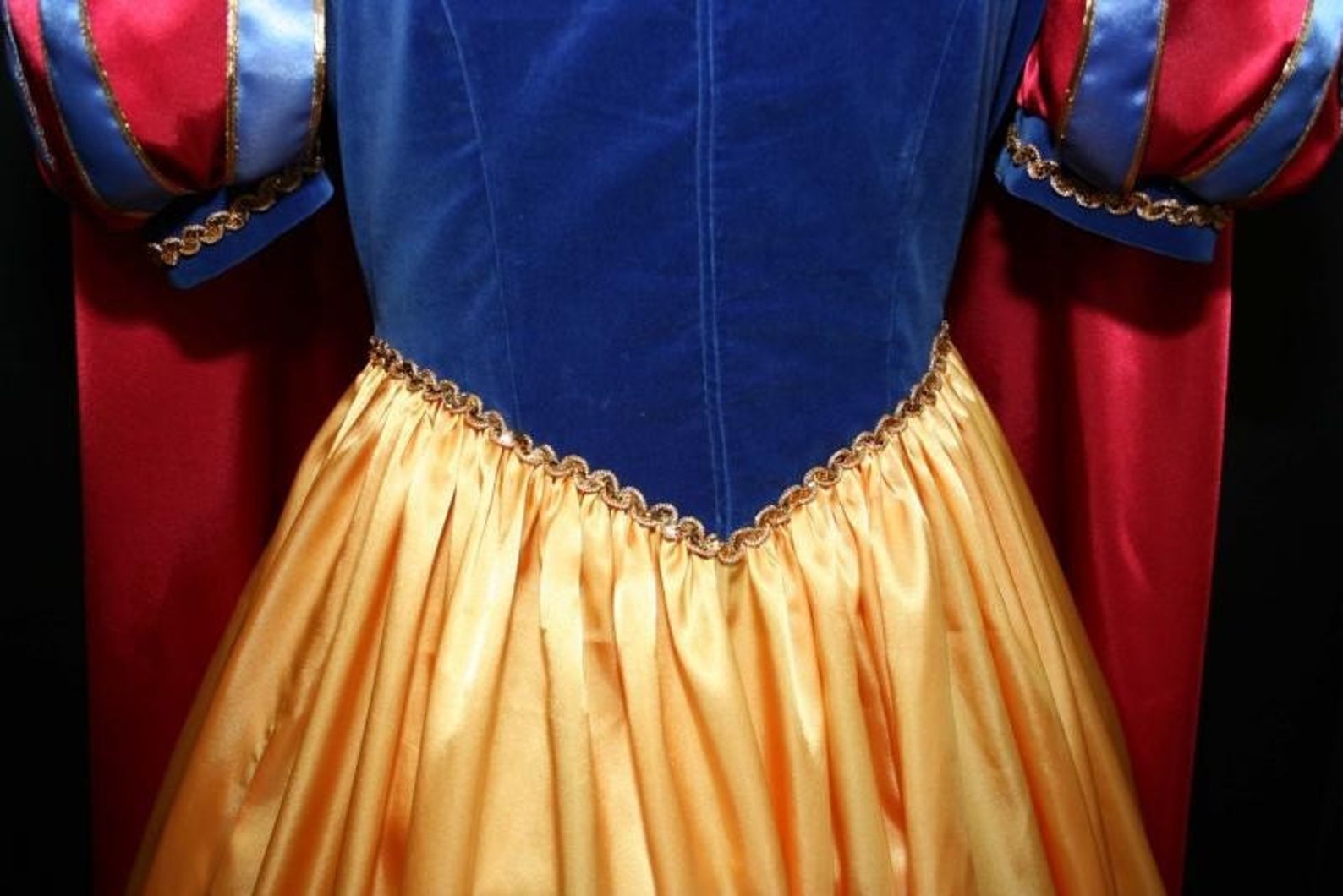 EXQUISITE Adult Snow WHITE Gown/cape/bow Costume Custom Size - Etsy