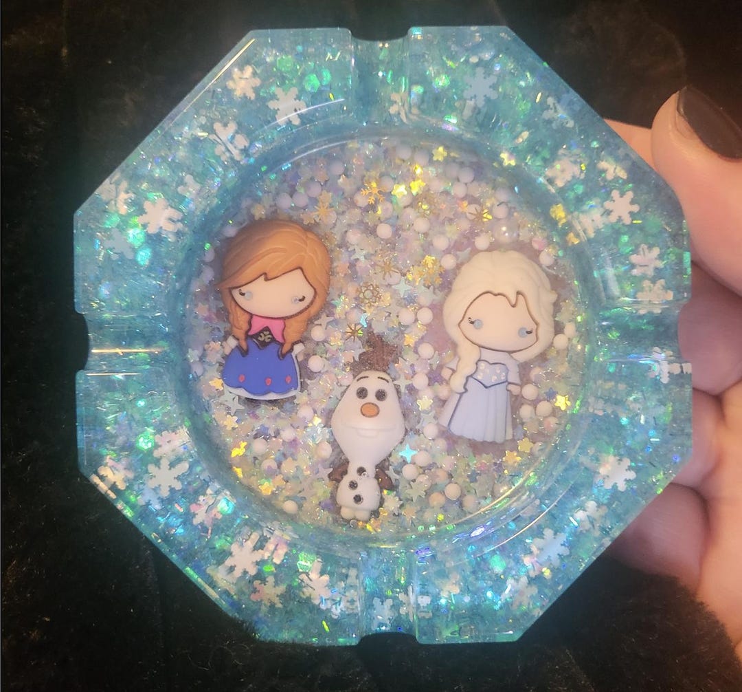 Frozen Anna, Elsa and Olaf Resin Ashtray - Etsy