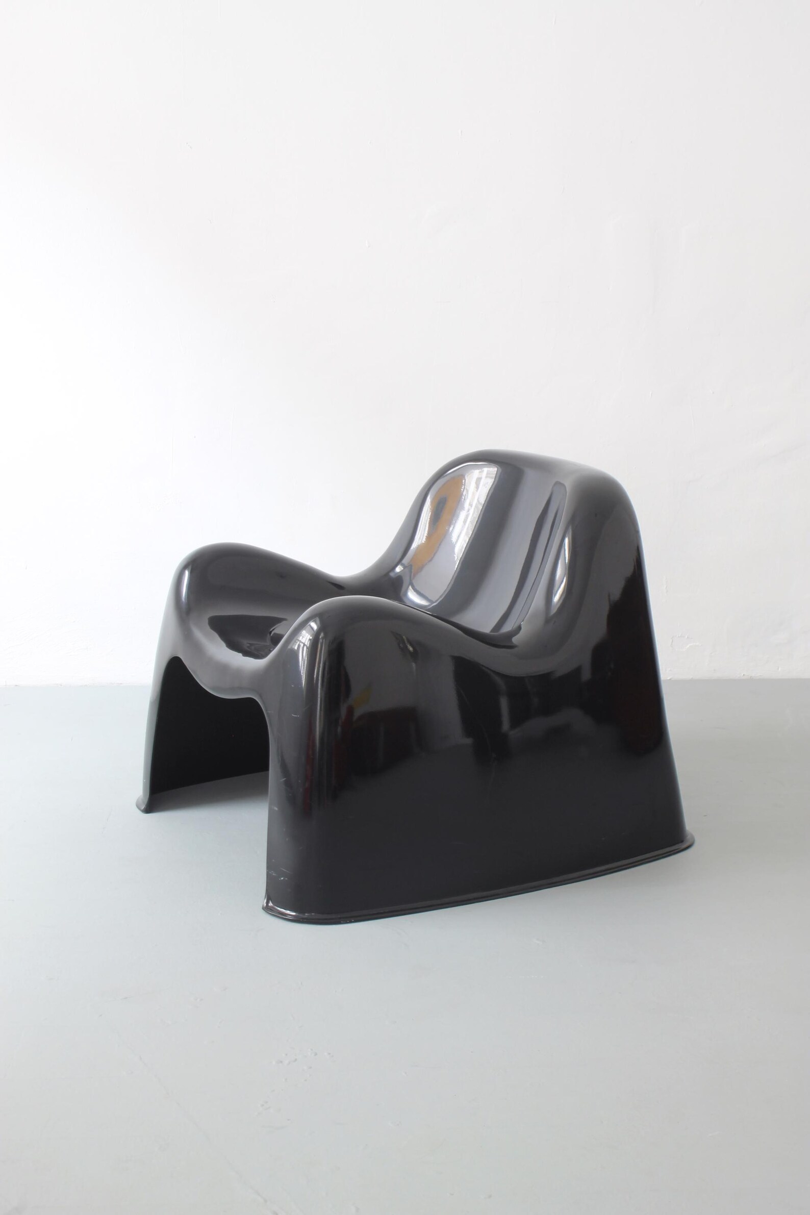 Sergio Mazza / Artemide toga Chair, Black - Etsy