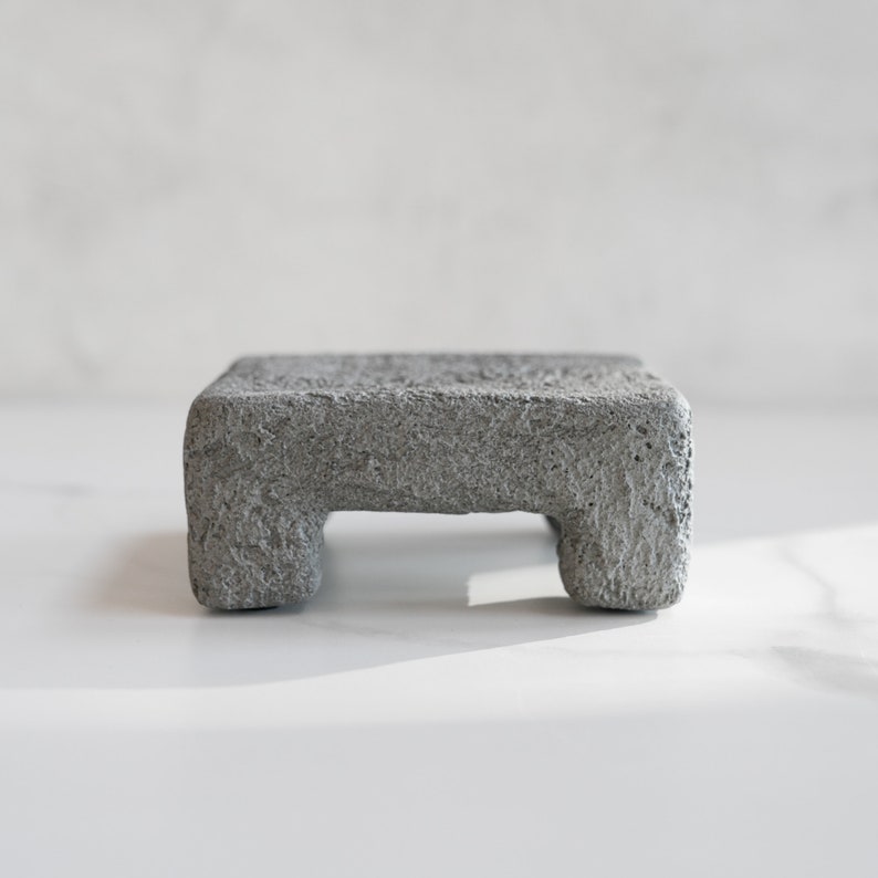 Small Square Shelf Riser in Dove Grey Concrete - Etsy