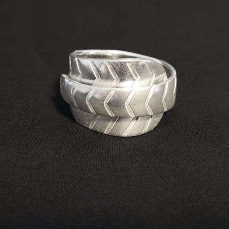 Overlapping Ring - Etsy