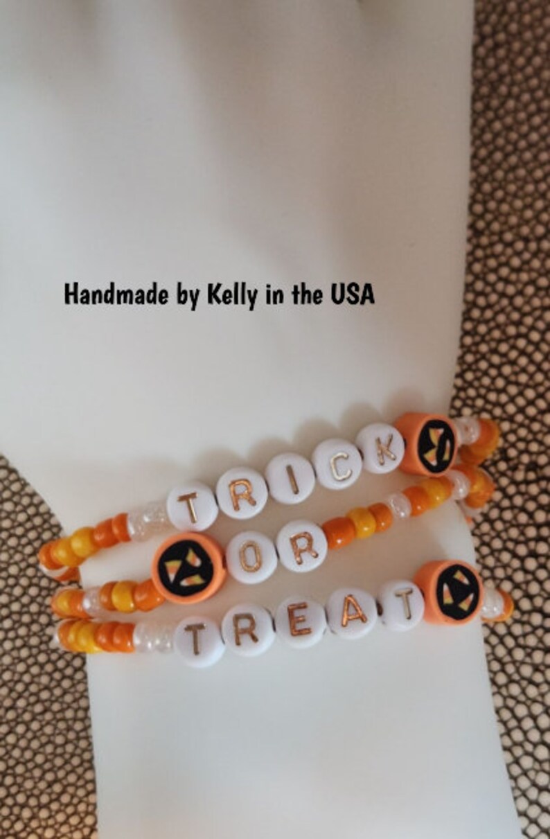 Halloween Bracelet. Trick or Treat Stretch Bead Bracelet for Halloween ...