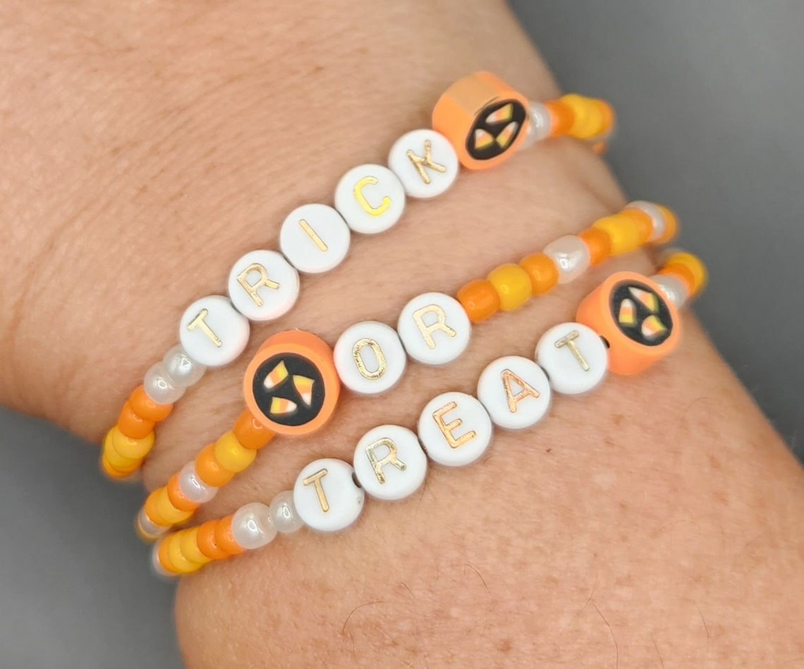Halloween Bracelet. Trick or Treat Stretch Bead Bracelet for Halloween ...