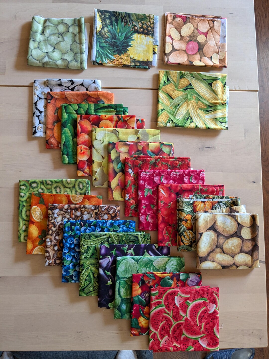 25 Realistic Food Fabrics - Etsy