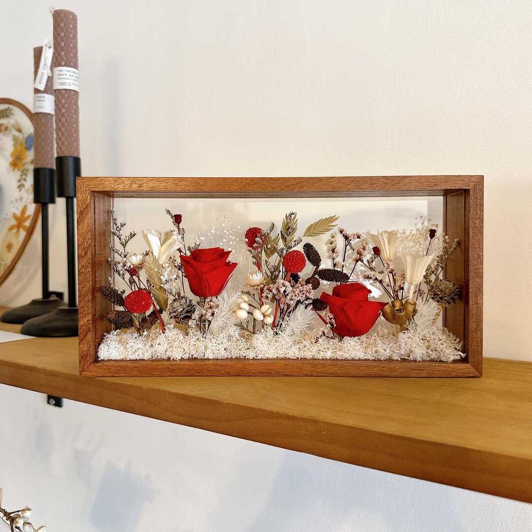 Dried Flowers Frame, Preserved Flower Art in Wooden Frame, Valentine's ...
