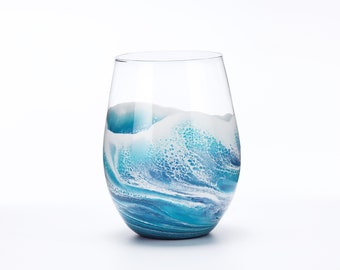 2 Handmade Resin Beach Themed Wine Glasses - Etsy