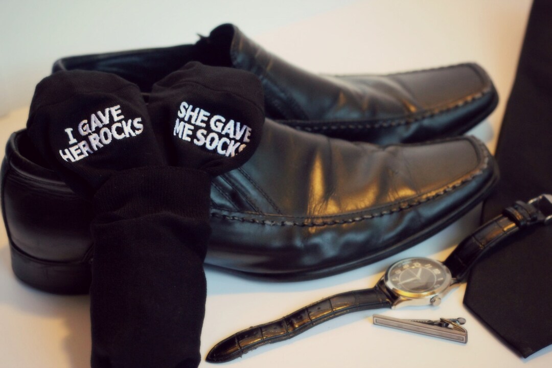 Embroidered Grooms Socks ‘I Gave Her Rocks, She Gave Me Socks'’™ Funny ...