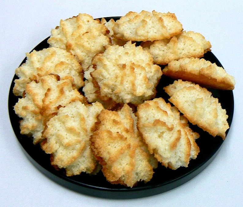 Organic Macaroons Cookies: Freshly Baked - Etsy