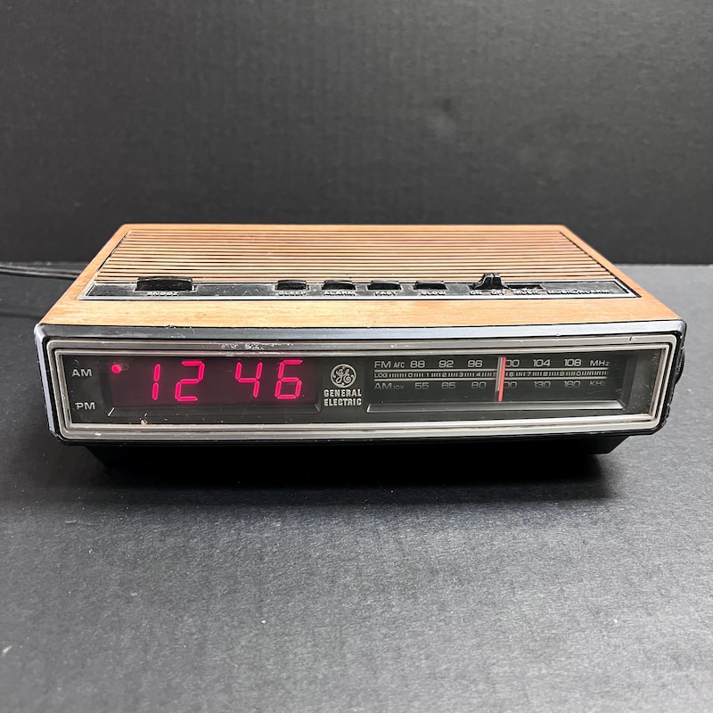 Vintage Digital Ge Clock - Etsy