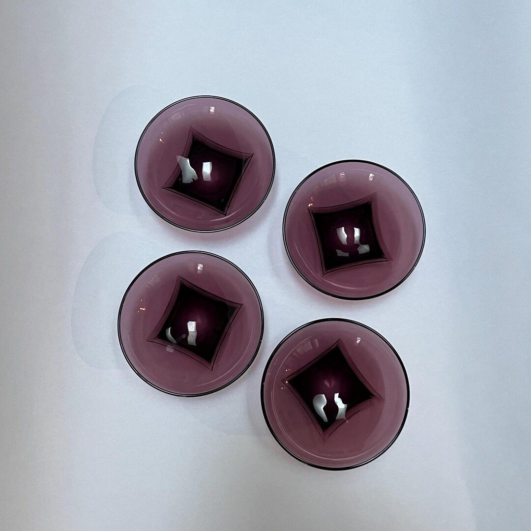 Hazel Atlas Moroccan Amethyst 6" Round Glass Bowls, Colony Pattern - Etsy