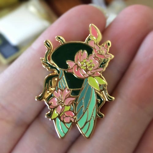 Floral Moth jade Enamel Pin - Etsy
