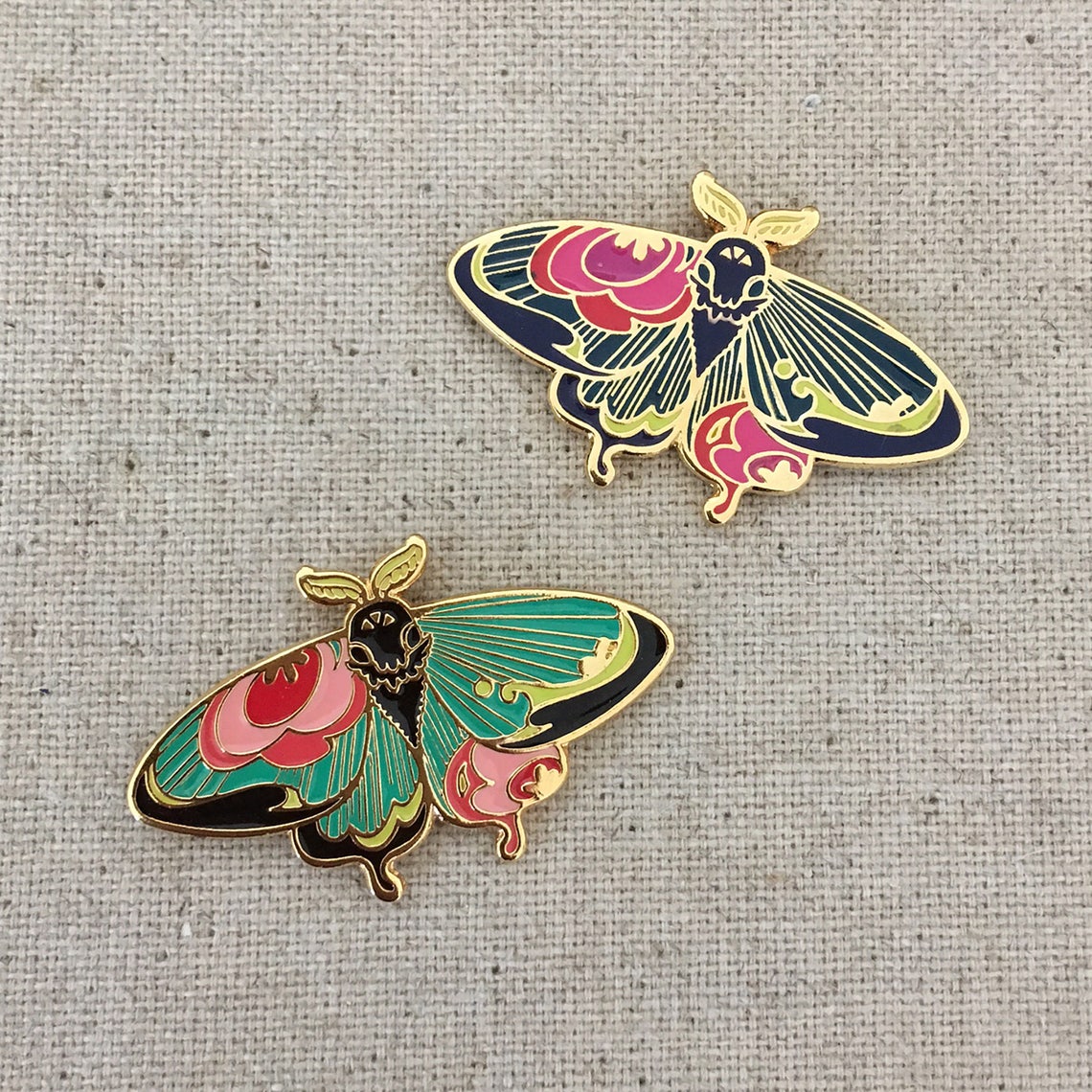 Floral Moth jade Enamel Pin - Etsy Canada
