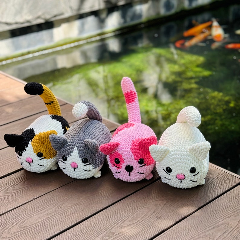 4-in-1 Loaf Cat Crochet Pattern Cute Colorful Amigurumi Cats Tutorial ...