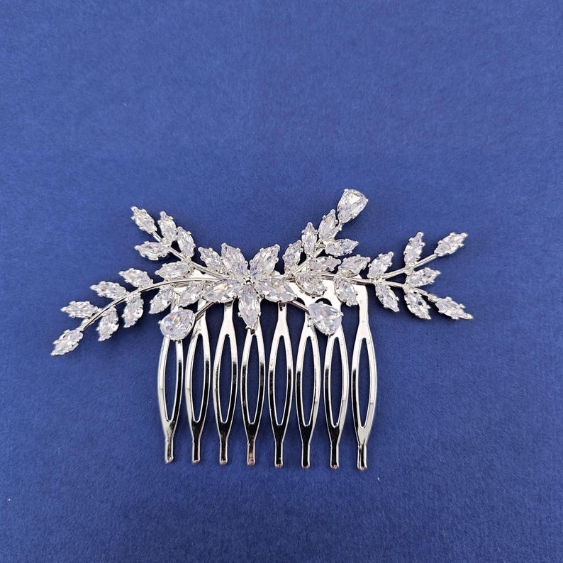 Crystal Bridal Hair Comb: Swarovski Flower, Leaf, or Heart - Etsy