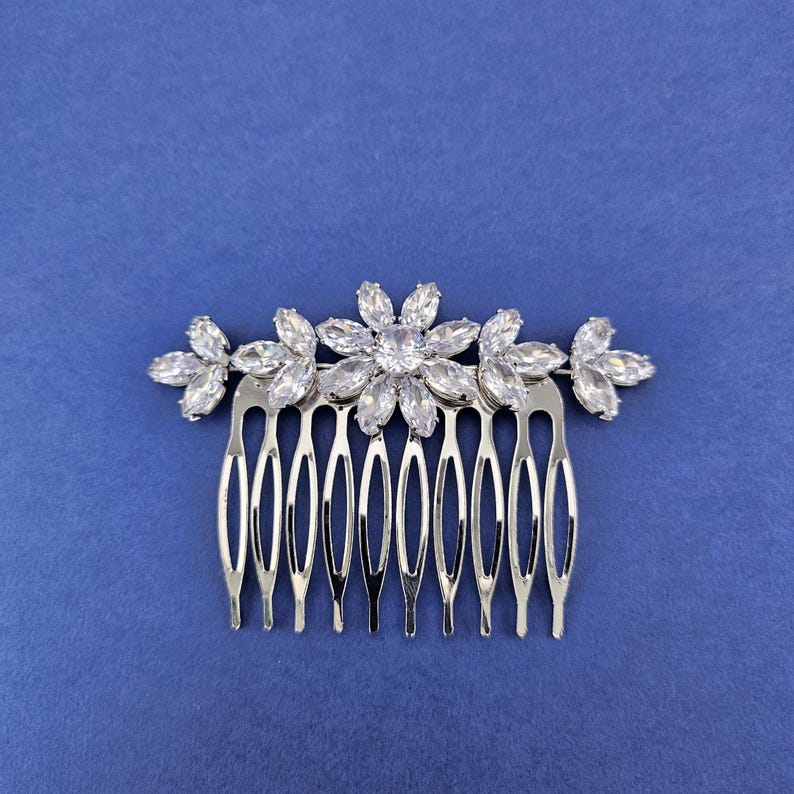 Crystal Bridal Hair Comb: Swarovski Flower, Leaf, or Heart - Etsy