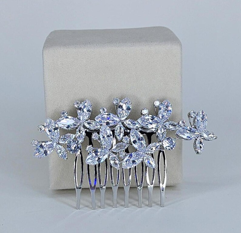 Crystal Bridal Hair Comb: Swarovski Flower, Leaf, or Heart - Etsy