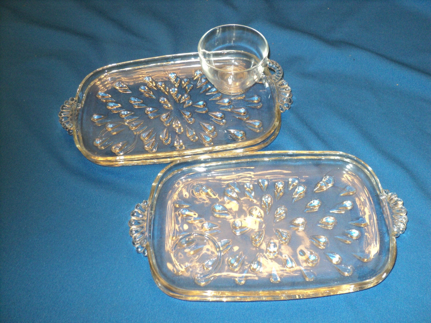 Vintage Tear Drop Clear Glass 8 Piece Snack Set for 4hazel - Etsy