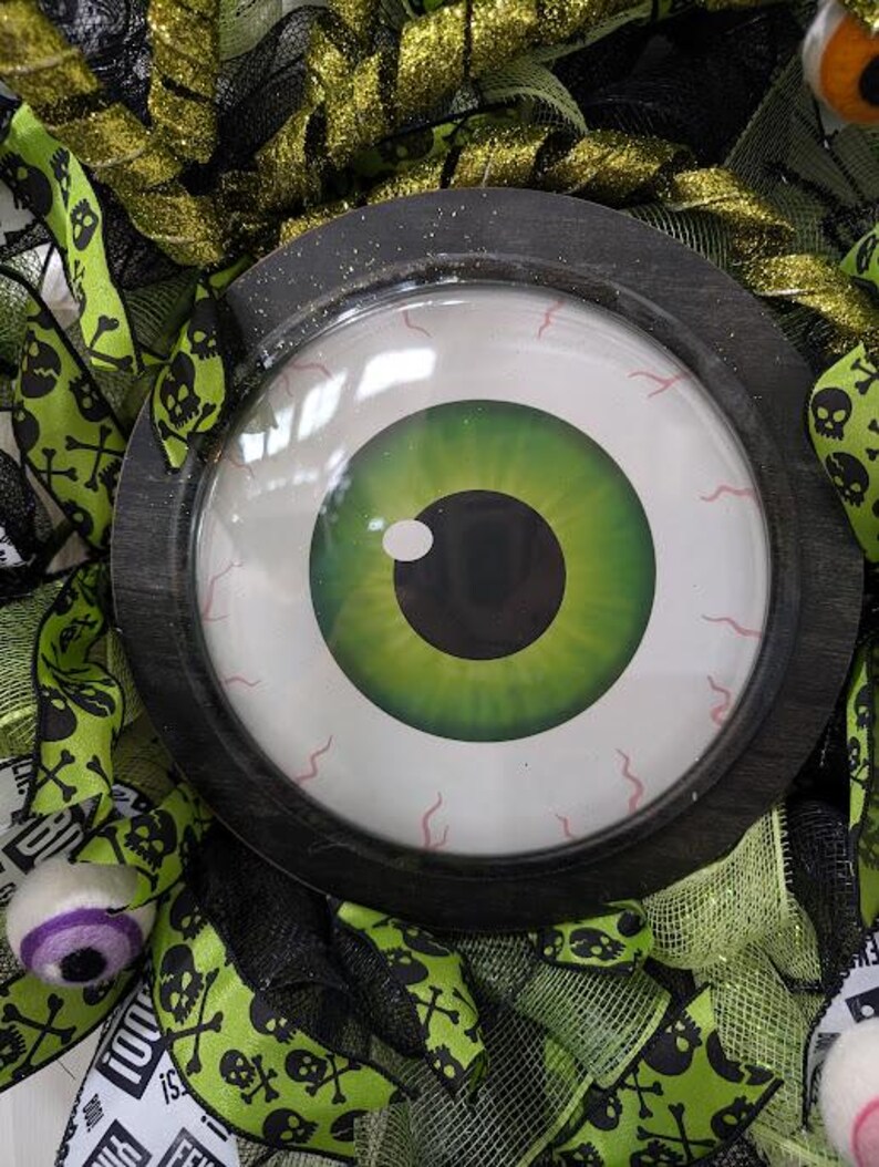 Spooky Wreath, Halloween, Eyeball Wreath, Halloween Decor, Front Door ...