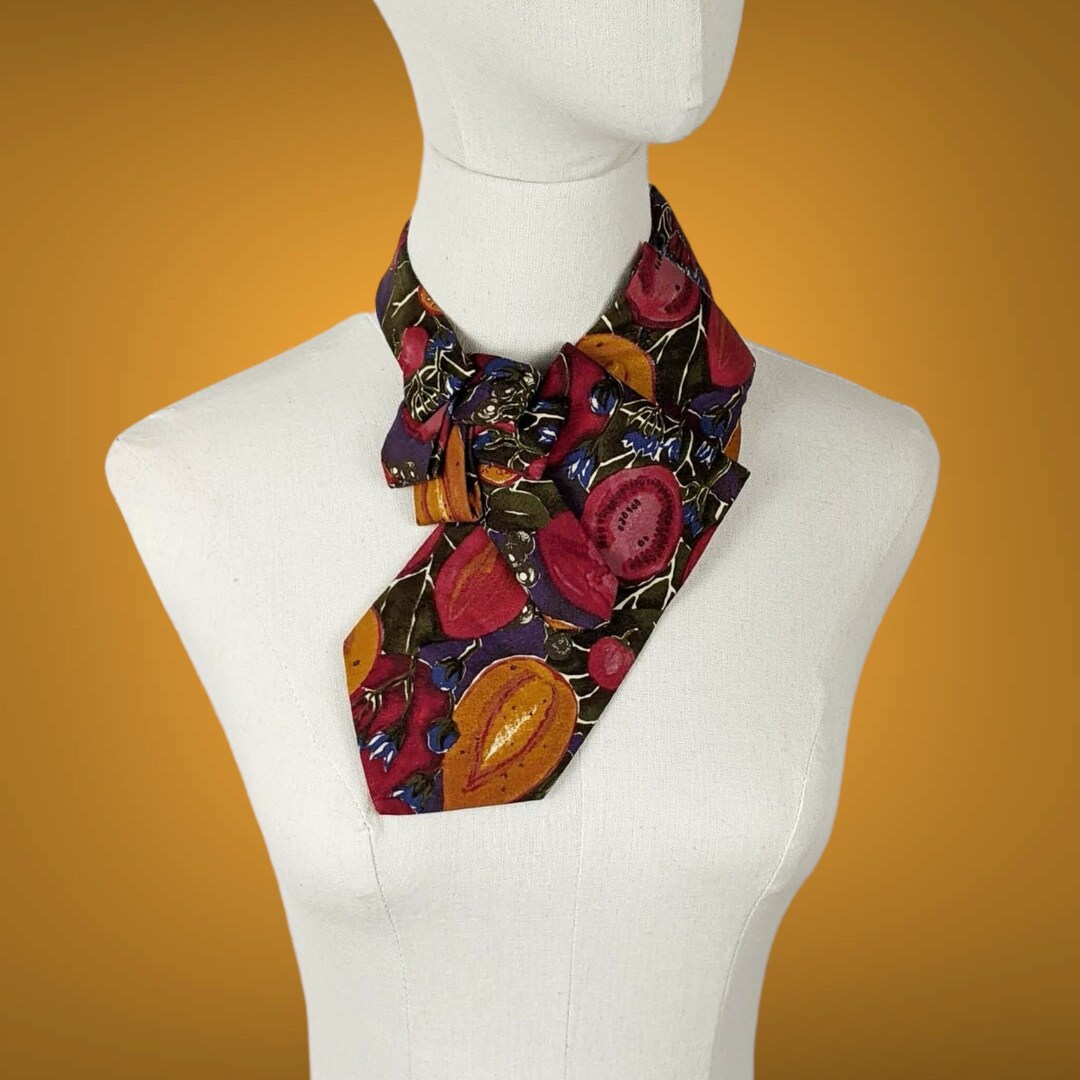 Women's Green and Red Fig Print Ascot Scarf. - Etsy