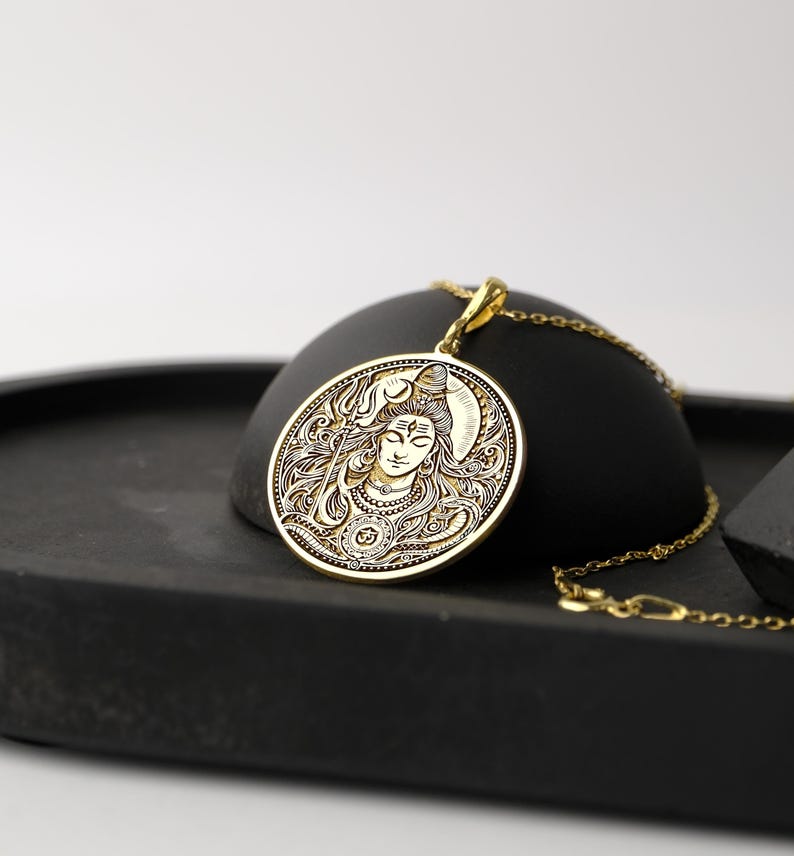 14K Gold Lord Shiva Medallion Necklace: Engraved Hindu God Pendant - Etsy