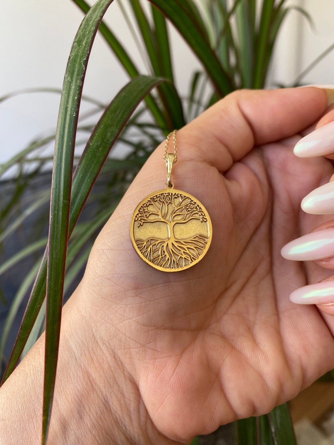 Round Tree of Life Pendant Necklace - 925 Sterling Silver/ 14K Solid ...