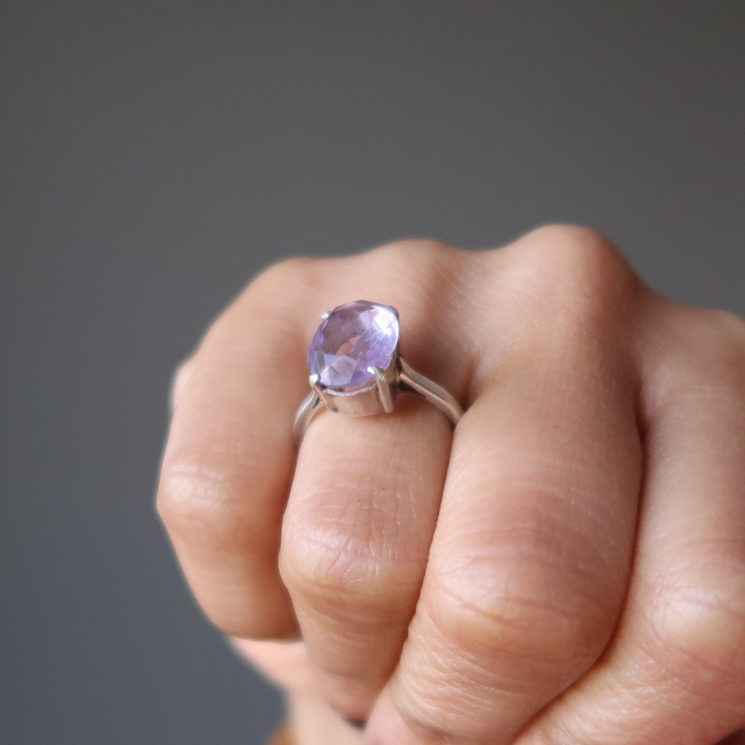 Amethyst Ring Funkelnd Facettiert Lila Funkelnd Oval Edelstein Silber ...