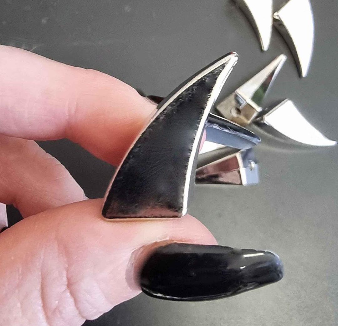 Large Aluminum Dragon Claw Spikes: Silver Chrome Studs (30x15mm) - Etsy
