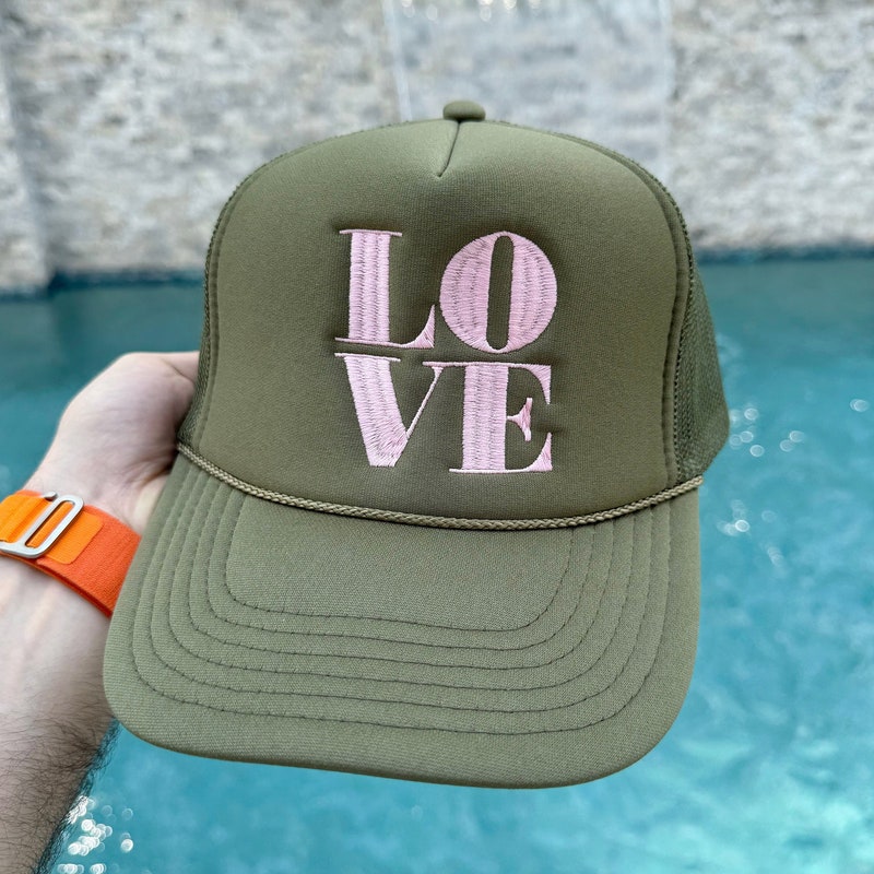 Love Hat - Etsy