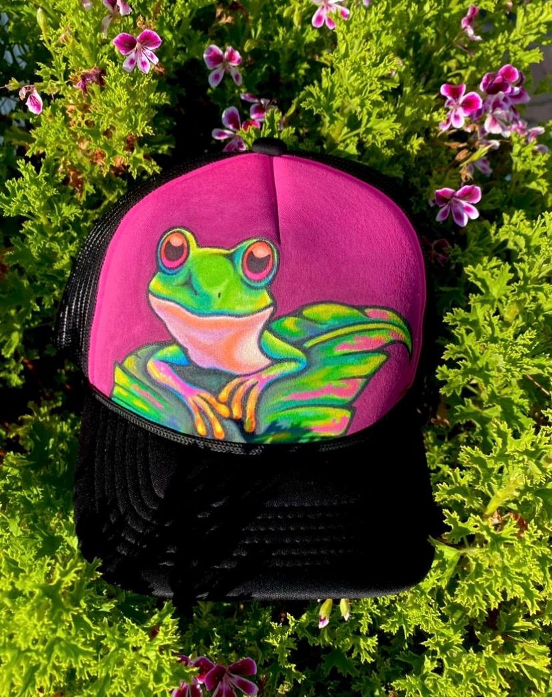 Neon Tree Frog Children/ Youth Trucker Hat - Etsy