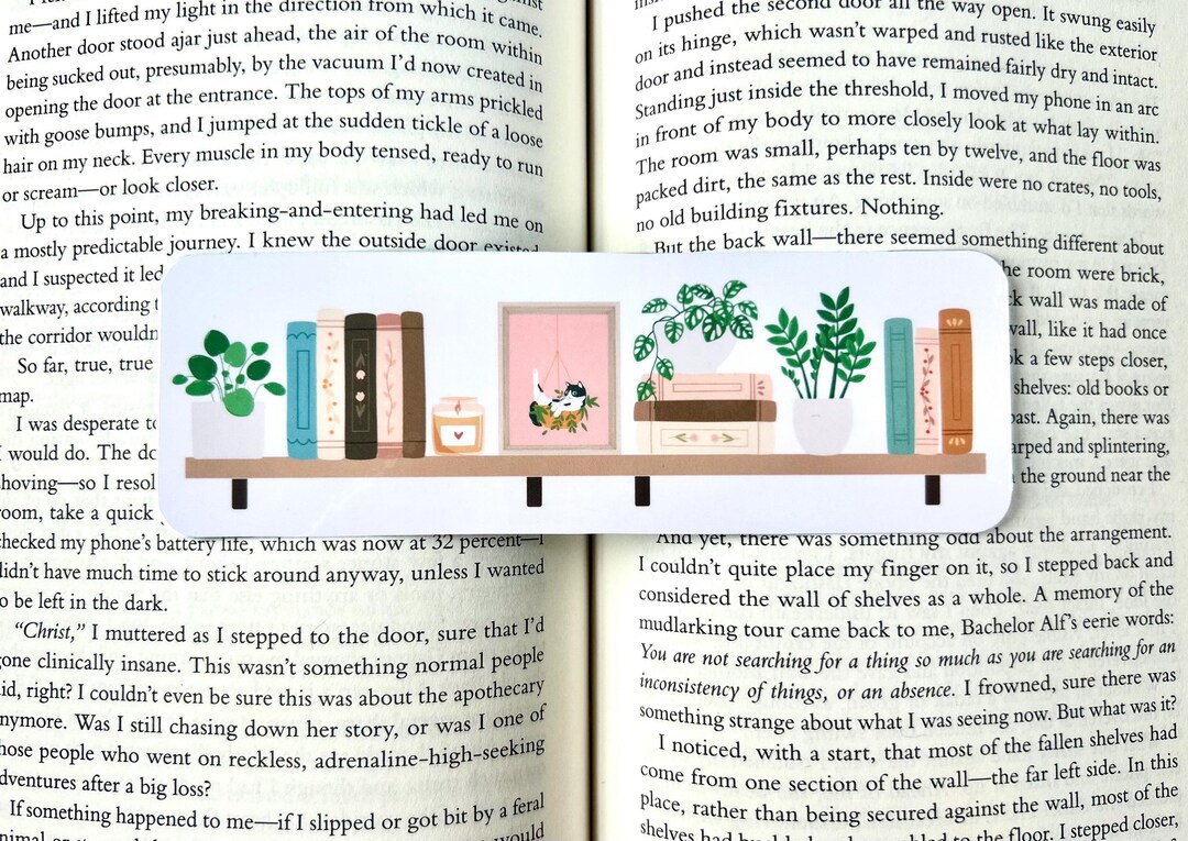 Bookshelf Book Lovers Bookmark - Etsy