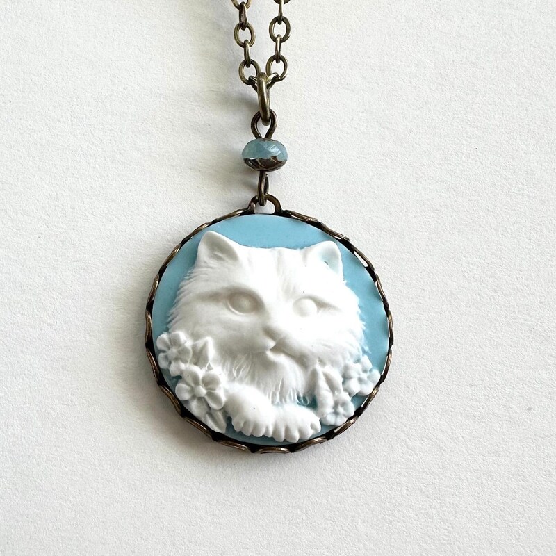 Cat Cameo Necklace - Etsy