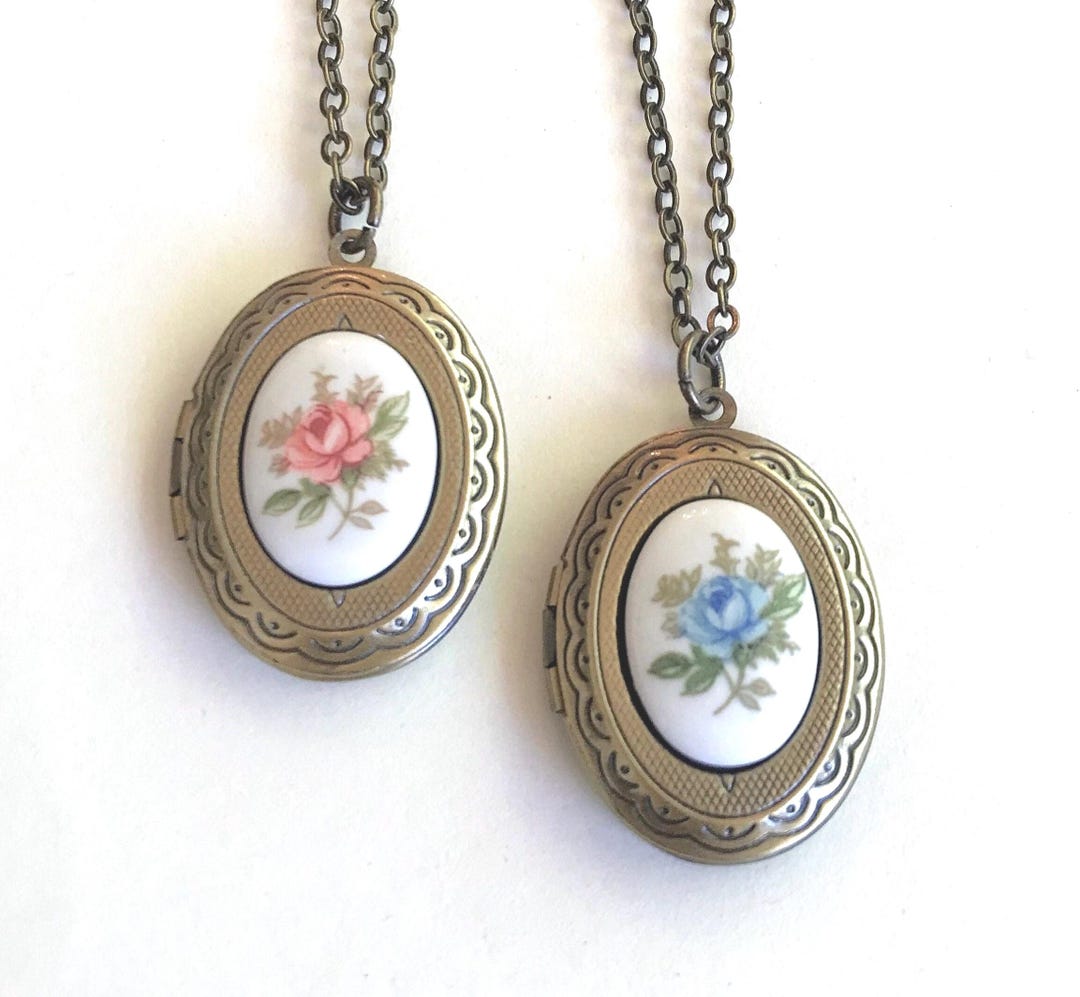 Rose Locket Necklace: Victorian Style Porcelain Cabochon Photo Locket ...